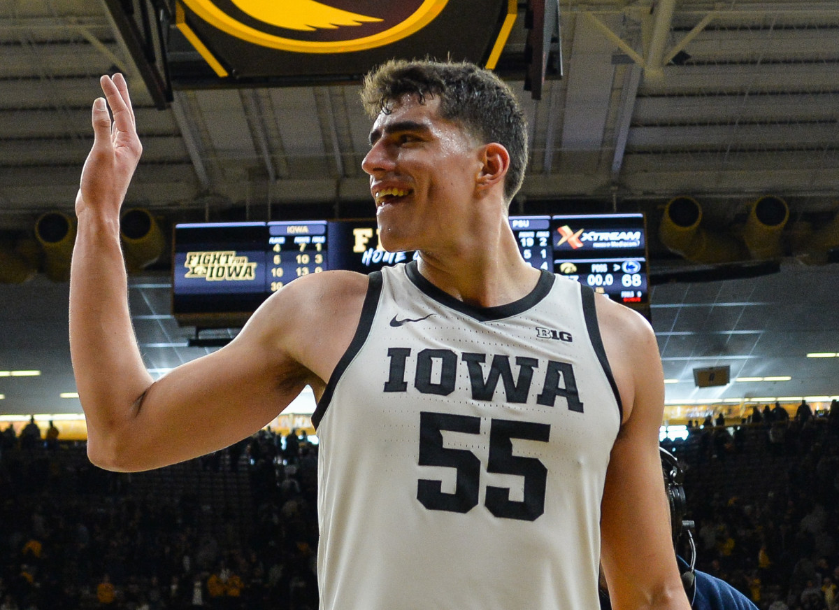 Garza Is The Big Ten's Best - Sports Illustrated Iowa Hawkeyes News ...