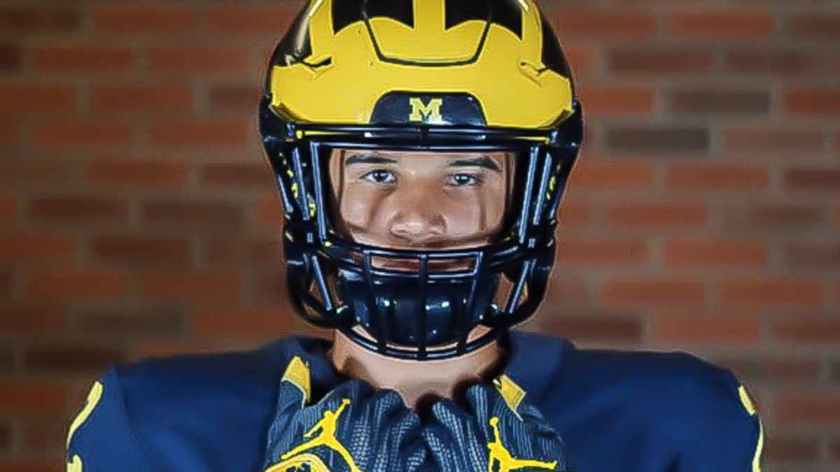 Long, Rangy Cornerback John Howse IV Plans Michigan Official Visit ...