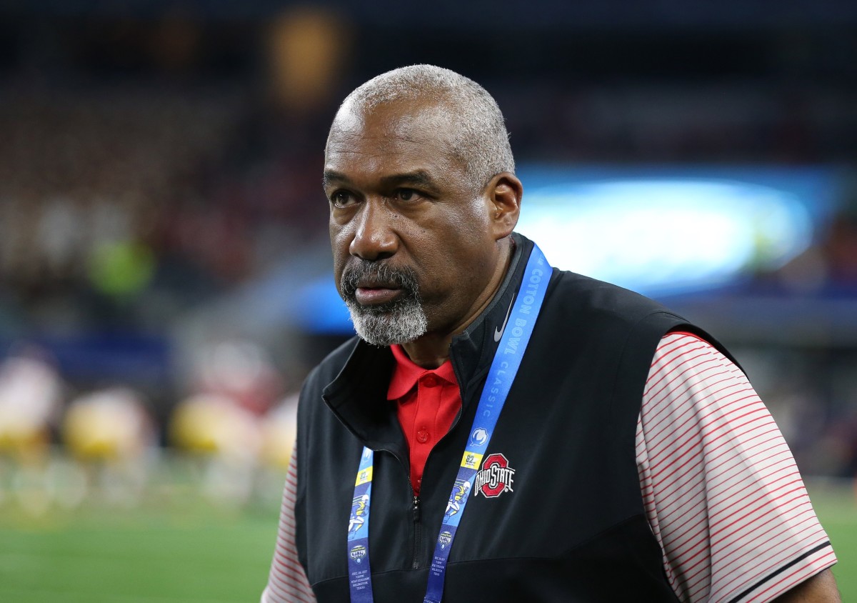 AD Smith Favors Cancellation, but Spring Football on Hold - Sports ...