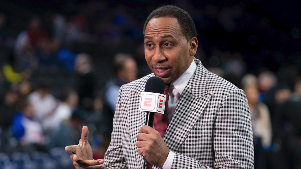 Studio sports shows using technology to accommodate social distancing ...