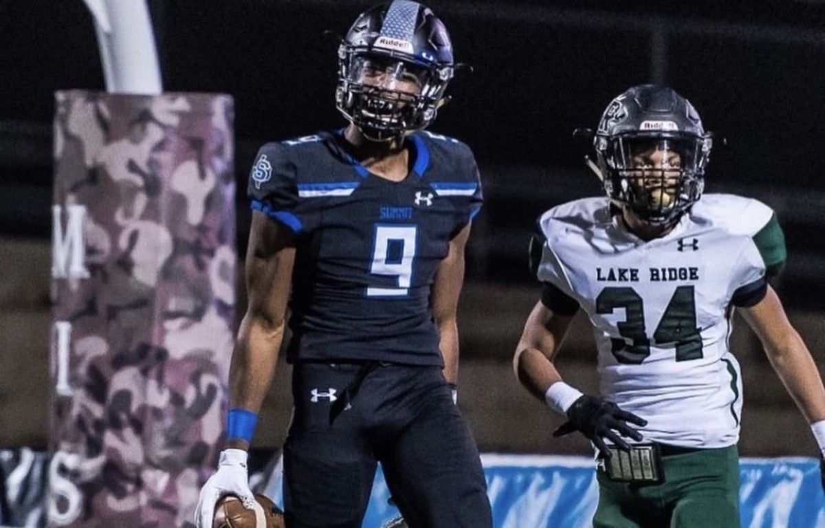 Long, Rangy Wide Receiver Hal Presley Reacts To Michigan Offer - Sports ...