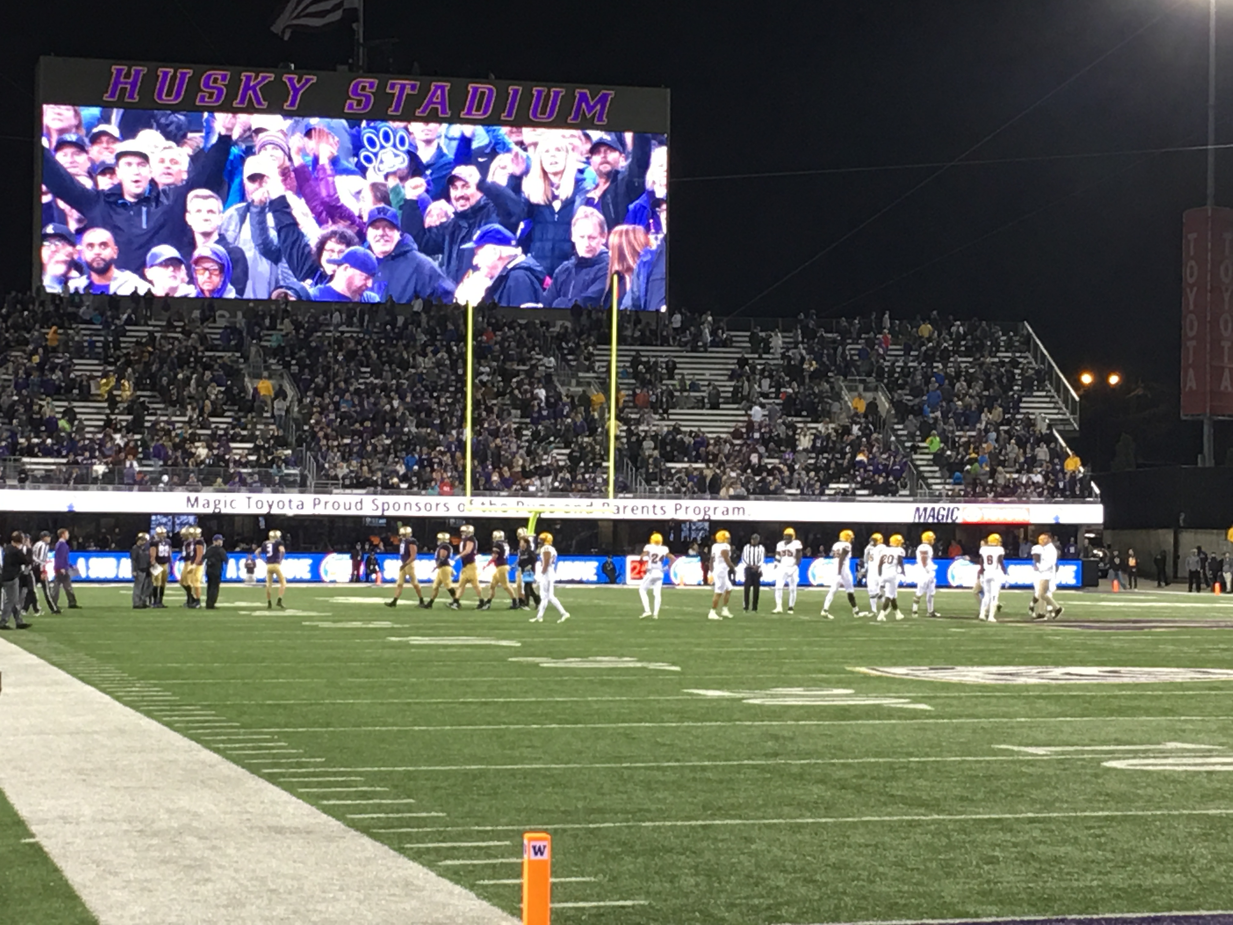 More Fallout From Pandemic: UW Cancels Spring Football Practice, Game ...