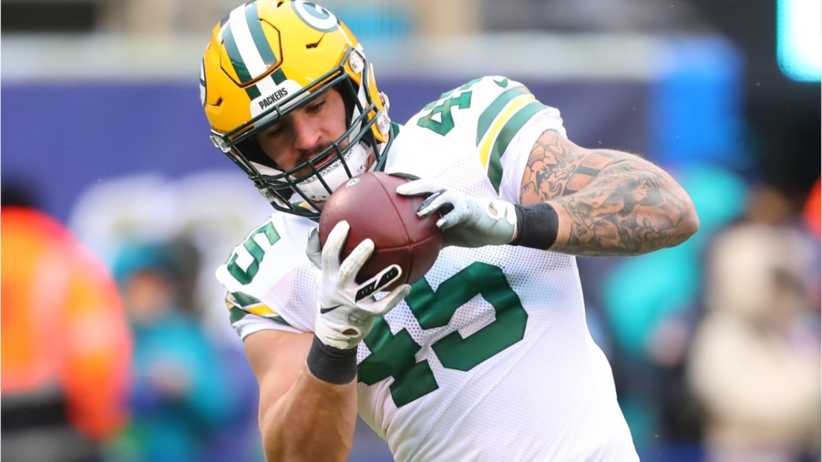 Fullback Danny Vitale Picks Patriots Over Packers - Sports Illustrated ...
