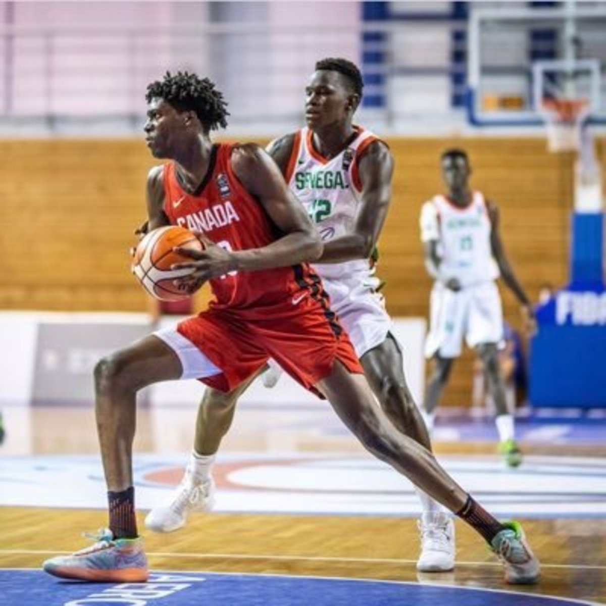 Vols offer 6’11 Five-Star Center Charles Bediako - Sports Illustrated ...