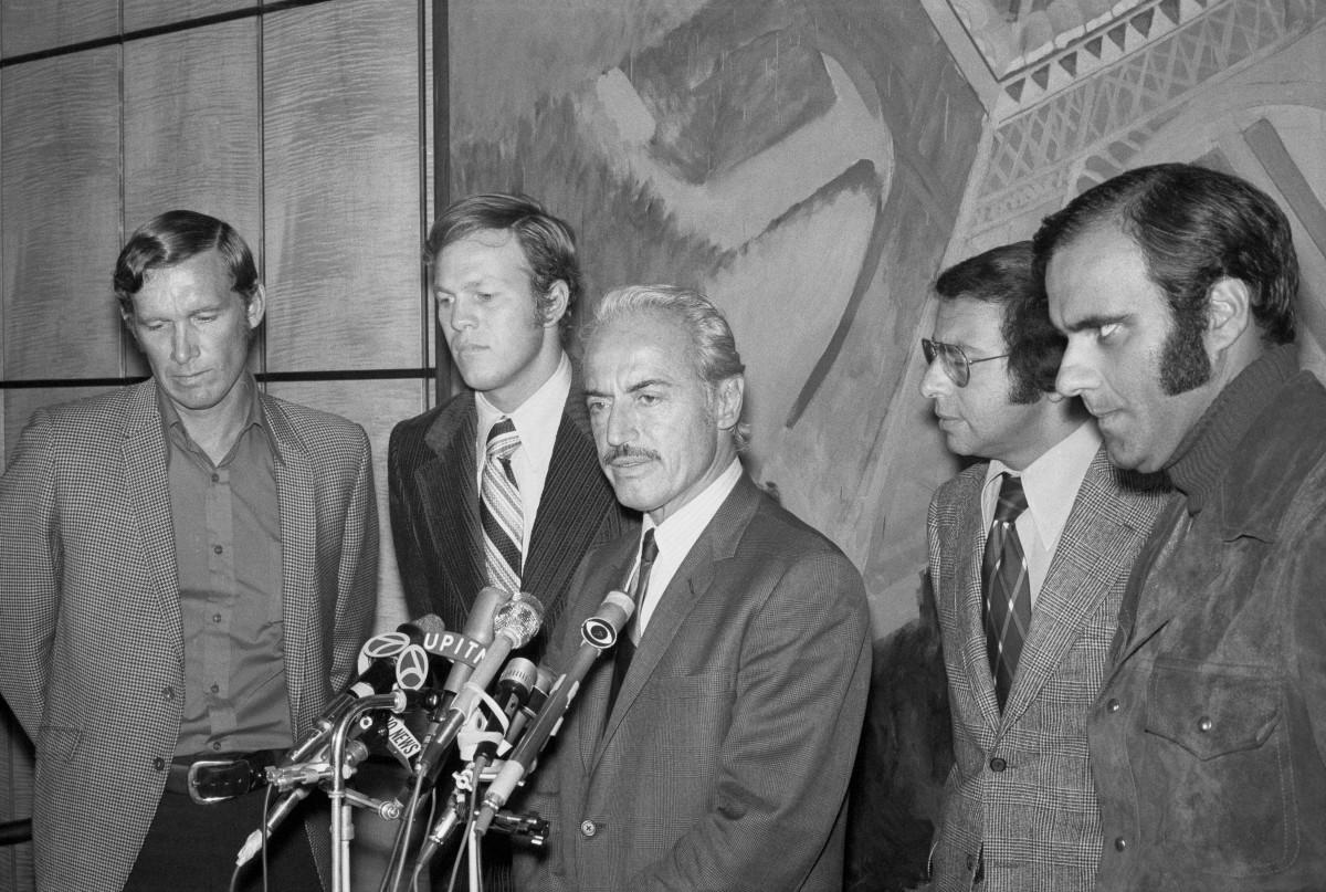 MLB work stoppage: Remembering the league's first-ever players strike ...