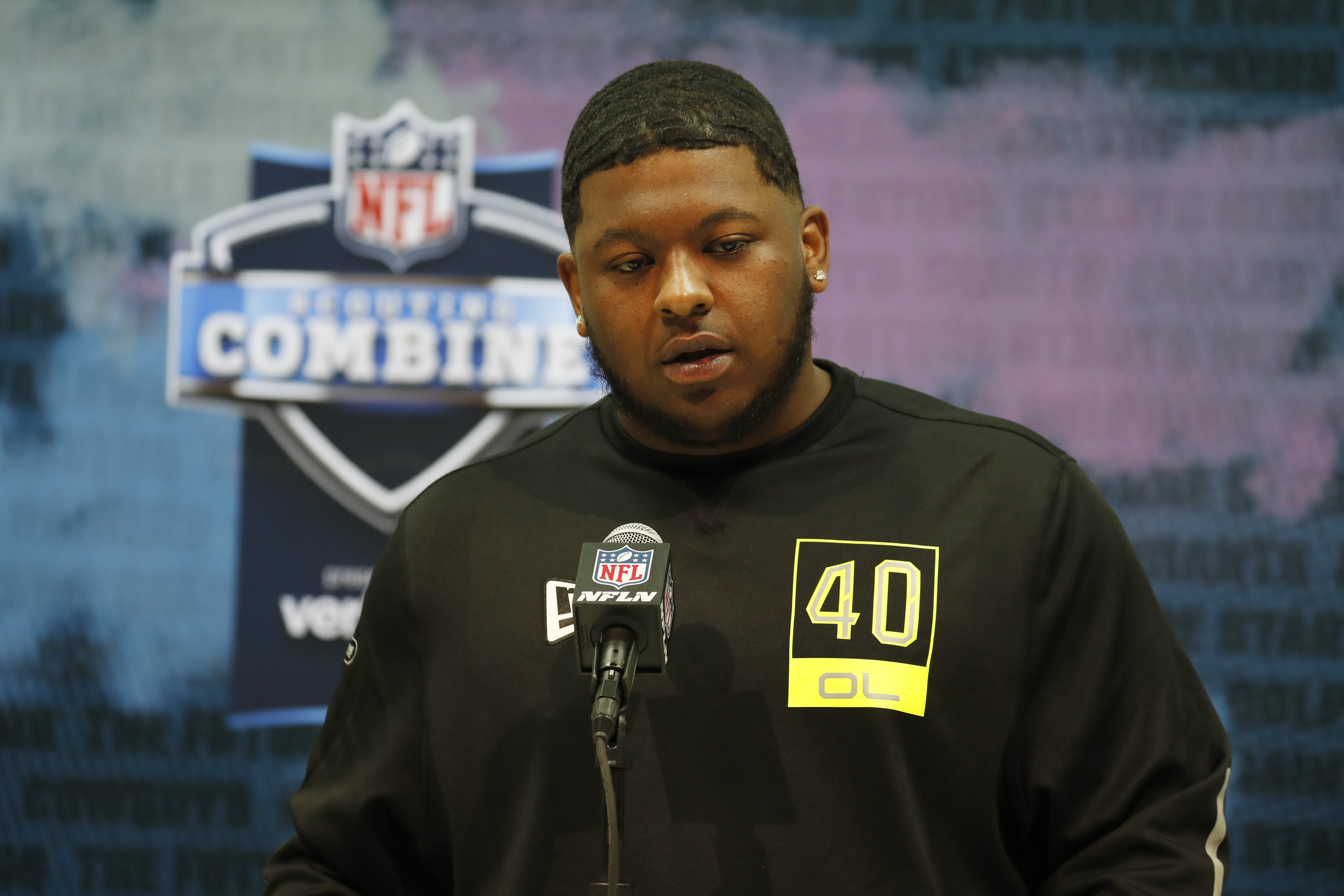 Cesar Ruiz - Michigan OL/C - SI Big Board No. 47 - Sports Illustrated ...