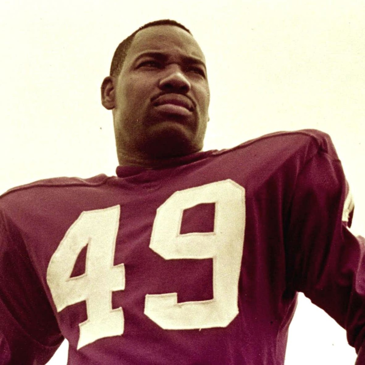 Washington Redskins to Honor Pro Football Hall of Famer Bobby Mitchell ...