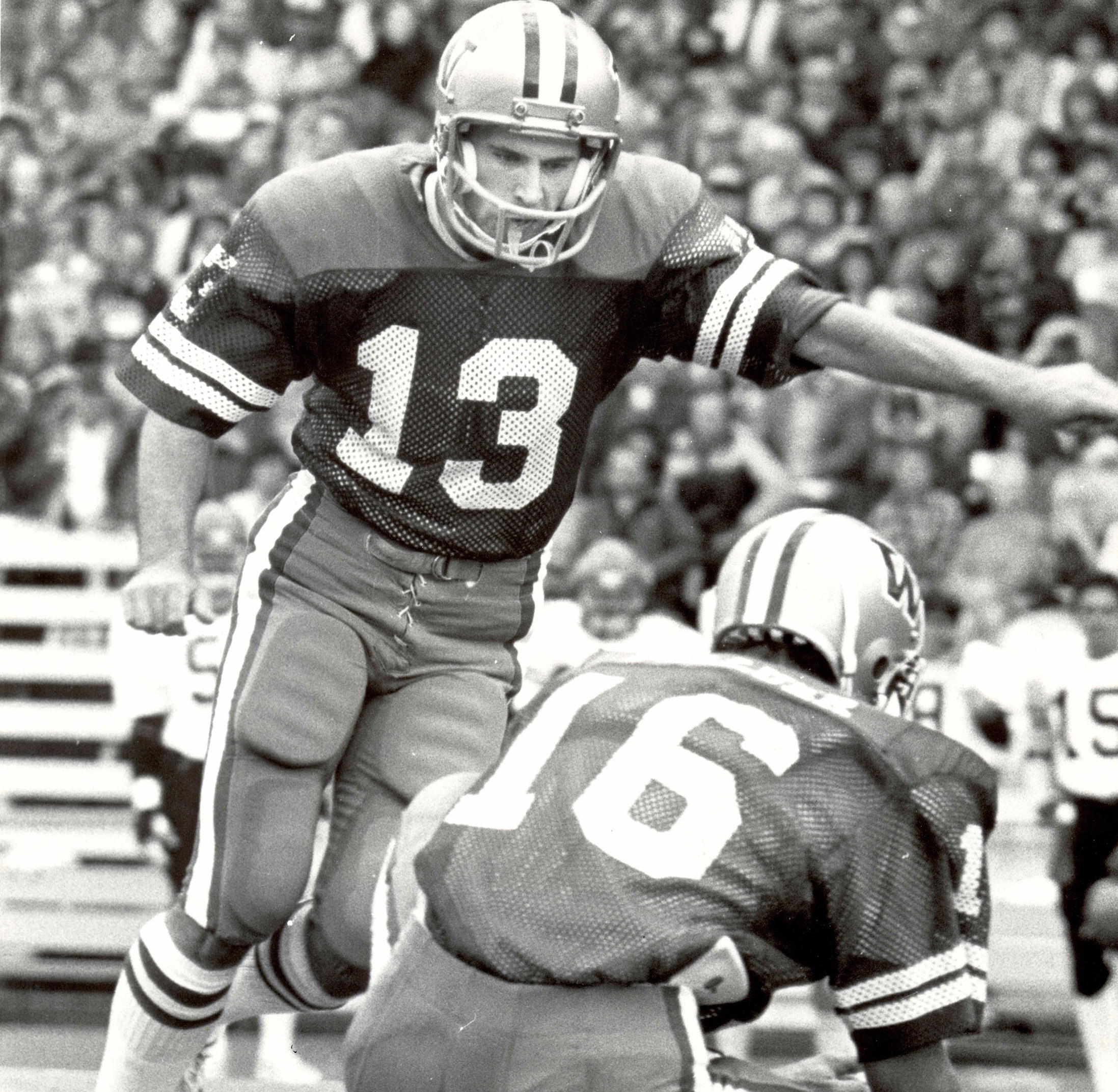 Chuck Nelson Has Never Missed When Dealing With Infamous Kick - Sports ...