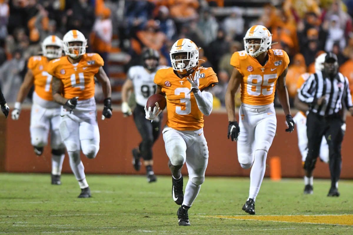 Tennessee Presents Summer Awards to Players Following Unprecedented ...