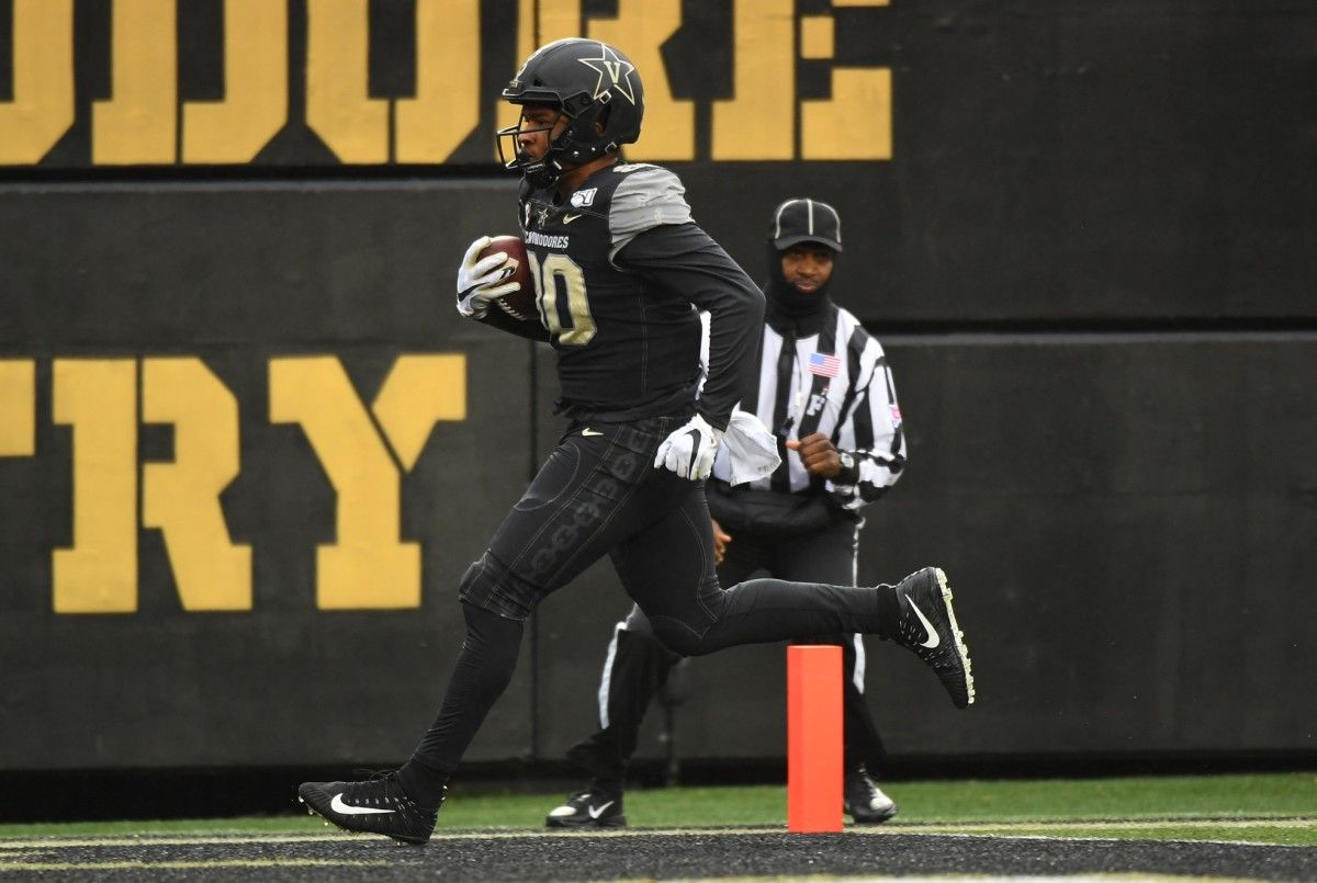 NFL Draft Vanderbilt Player Profile: Jared Pinkney - Sports Illustrated ...
