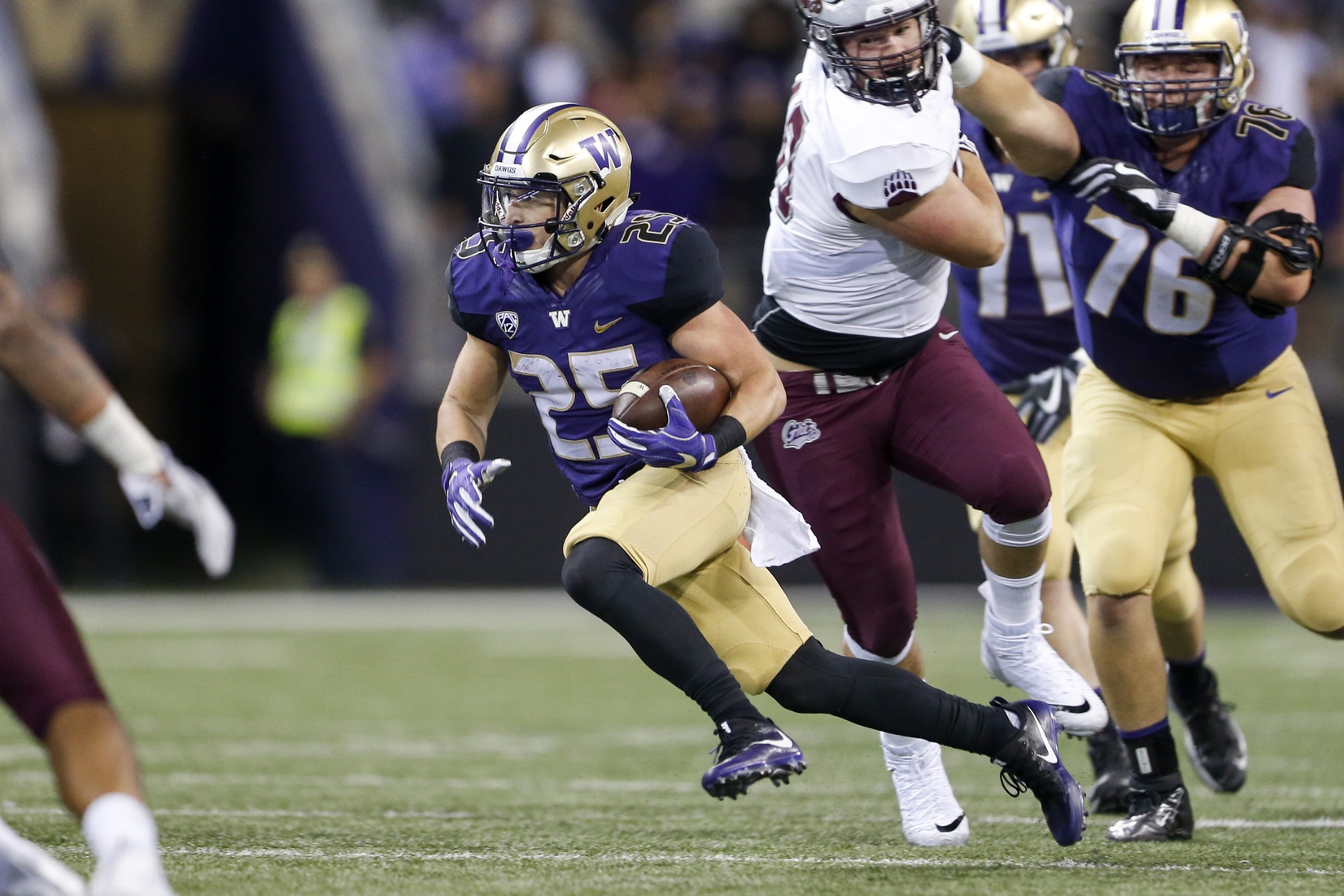 Washington's Sean McGrew Does What's Asked, Needs More Requests ...