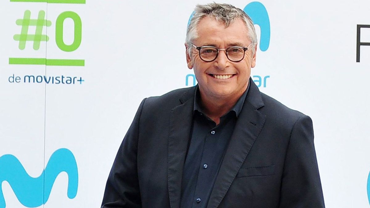 Spanish Soccer Announcer Michael Robinson Dies At 61 - Sports Illustrated