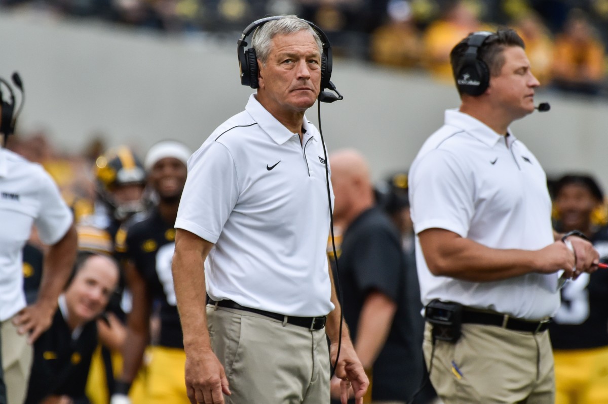 Hawkeyes Add Bruce As Another Commitment - Sports Illustrated Iowa ...
