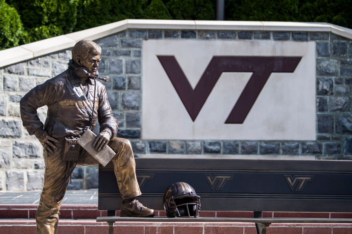Frank beamer dance locker room - jeryies