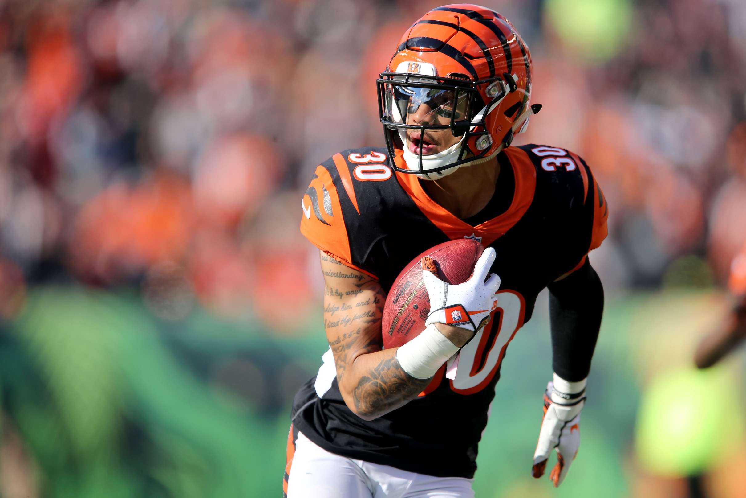 Jessie Bates taking optimistic approach to unusual offseason - Sports ...