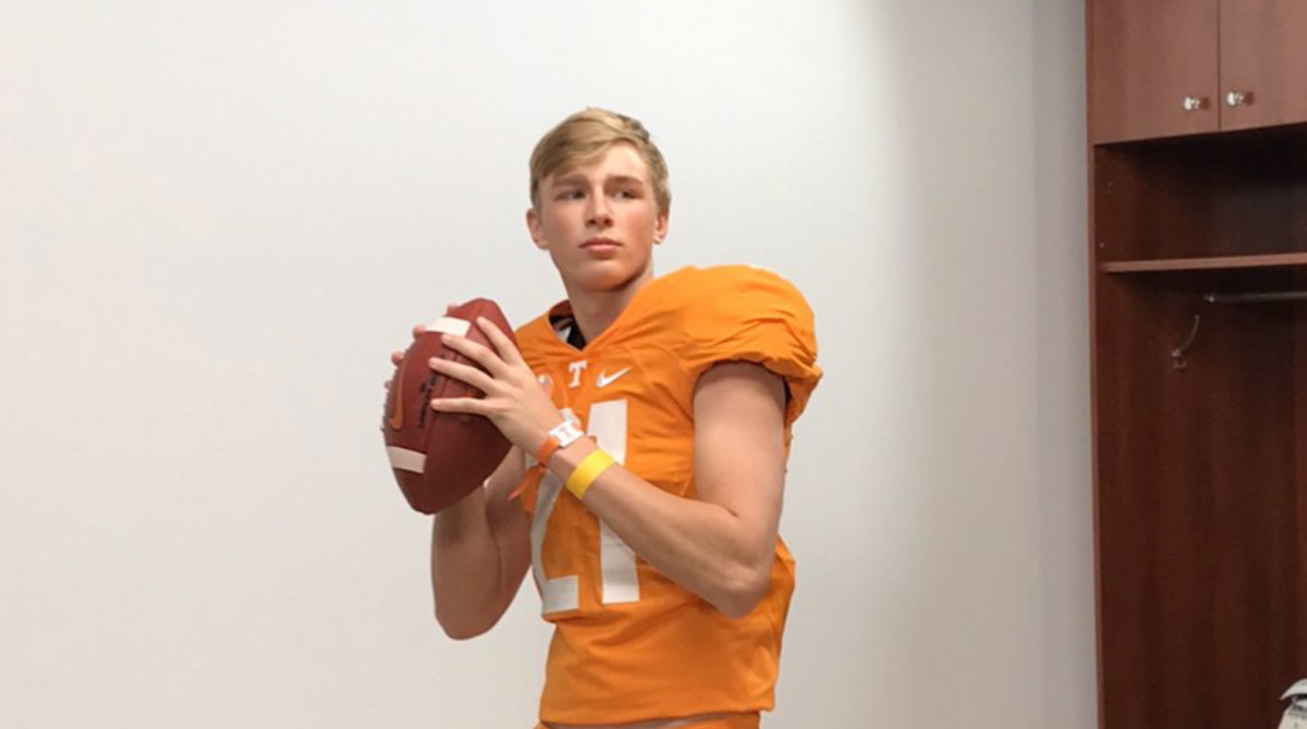 Fast-Rising QB Sam Horn Picks Up Football and Baseball Offer from Vols ...