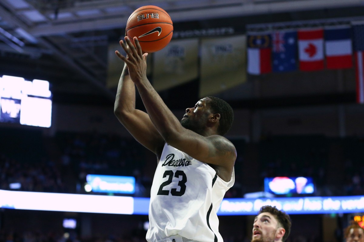 Juwan Howard Talks Transfers Chaundee Brown, Nojel Eastern - Sports ...