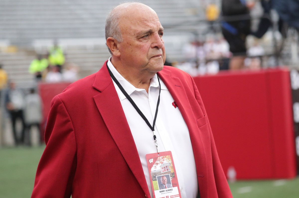 Barry Alvarez Sends Letter to Donors, Season Ticket Holders After Big ...