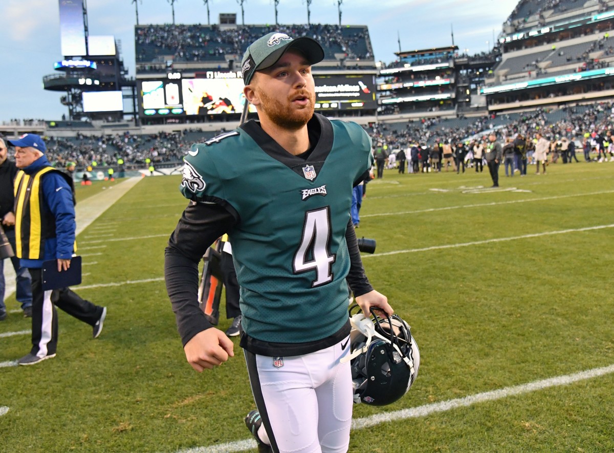 Jake Elliott Gets His Kicks with No. 4 as Countdown to Kickoff reaches ...