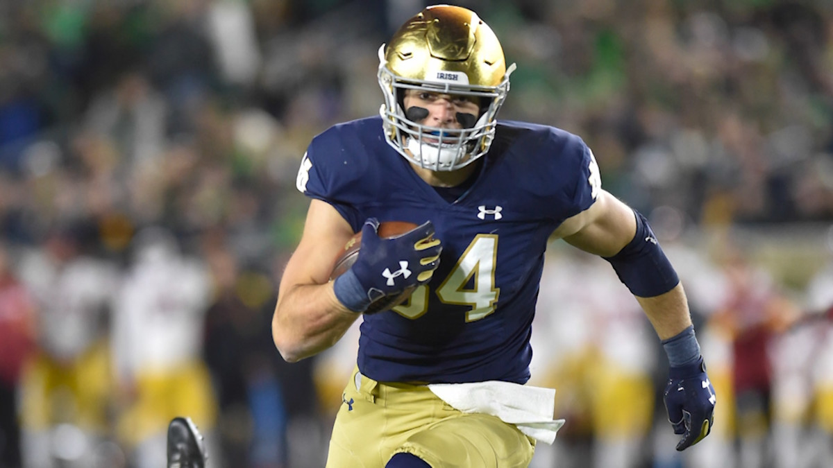 Adam Trautman, Cole Kmet, Devin Asiasi top List of Tight End Rookie ...