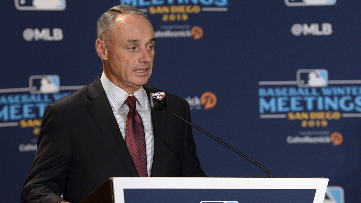 Rob Manfred: MLB protocols 'adequate' despite COVID-19 outbreak ...
