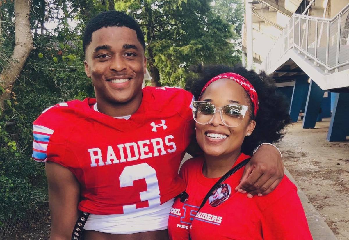 2021 Running Back Logan Diggs Hearing From Michigan - Sports ...