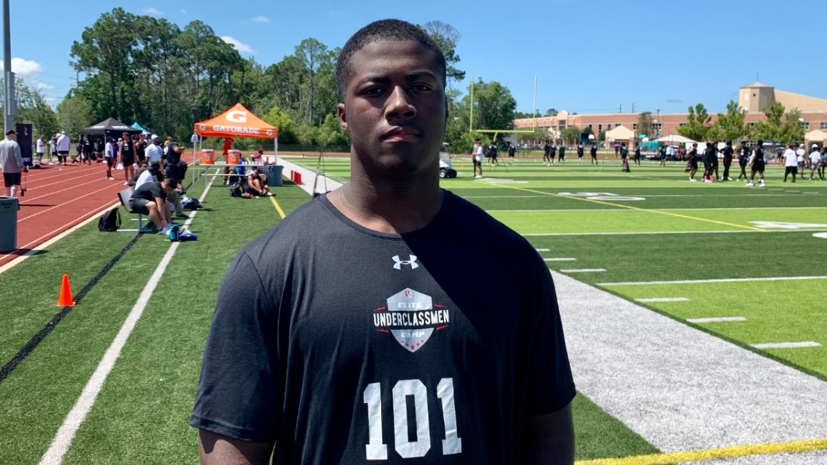 Gators Target, 2022 DL Gabriel Dindy Impresses at Elite Underclassmen ...