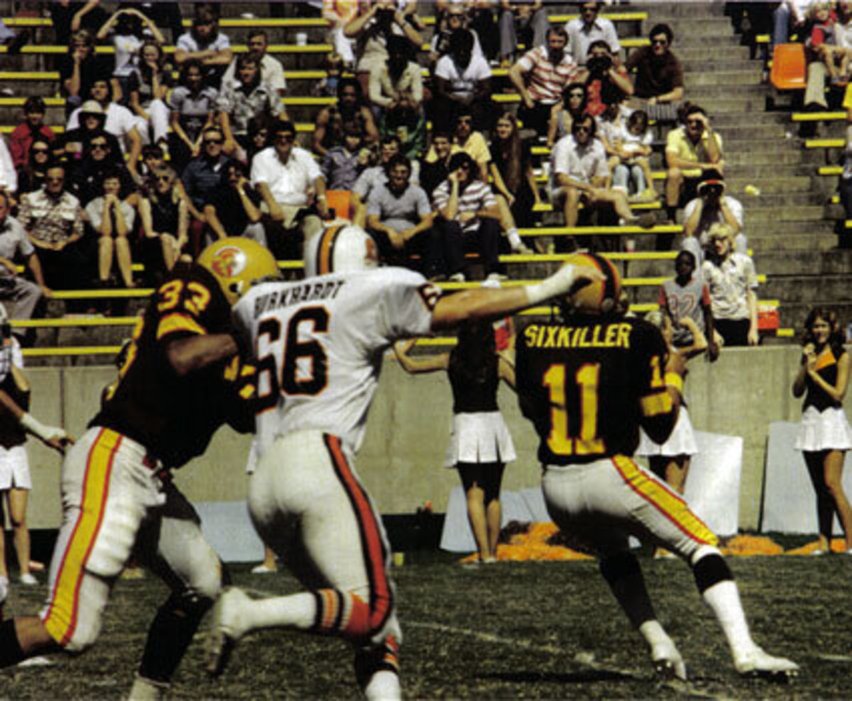 Sonny Sixkiller Finally Got His Pro Football Shot in Hawaii - Sports ...