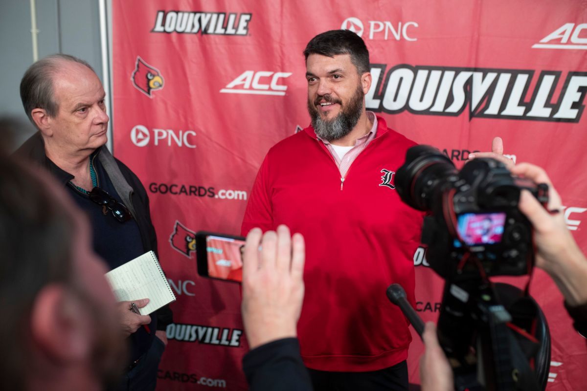 Louisville coaches and players adjusting to new procedures - Sports ...