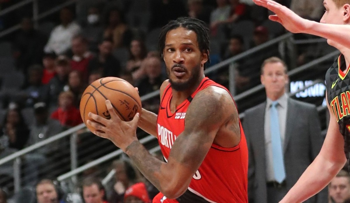 Blazers' Ariza sitting out NBA return to spend time with son - Sports ...