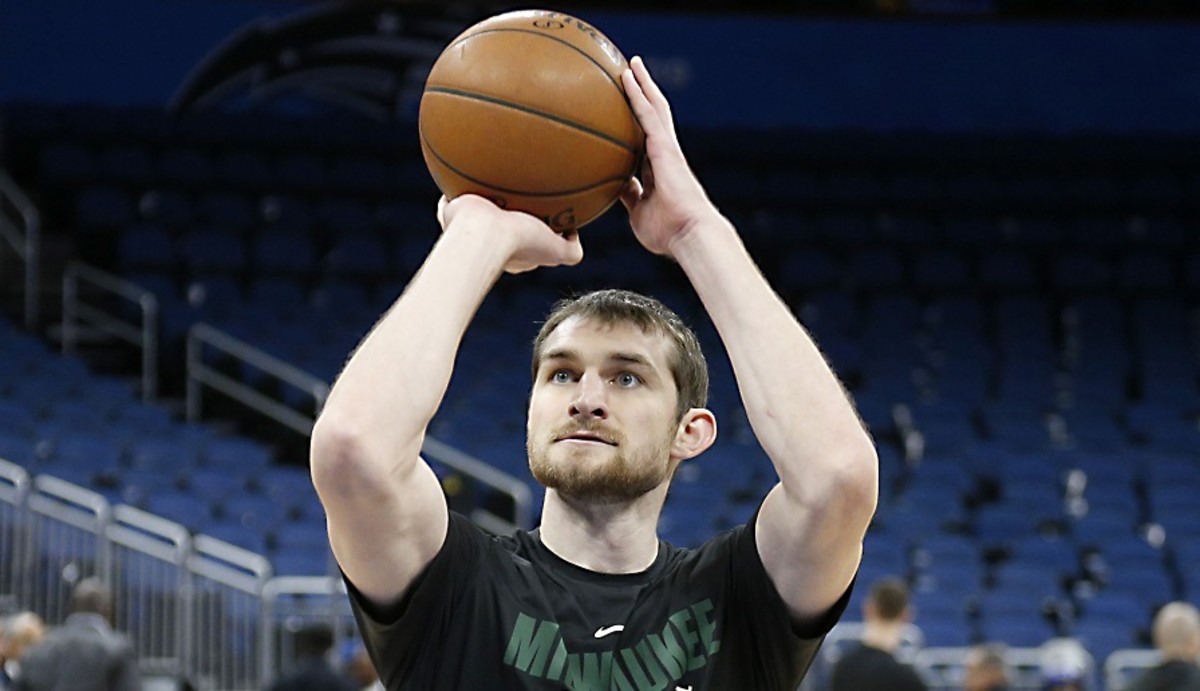 Spurs sign veteran center Zeller for run in Orlando - Sports ...