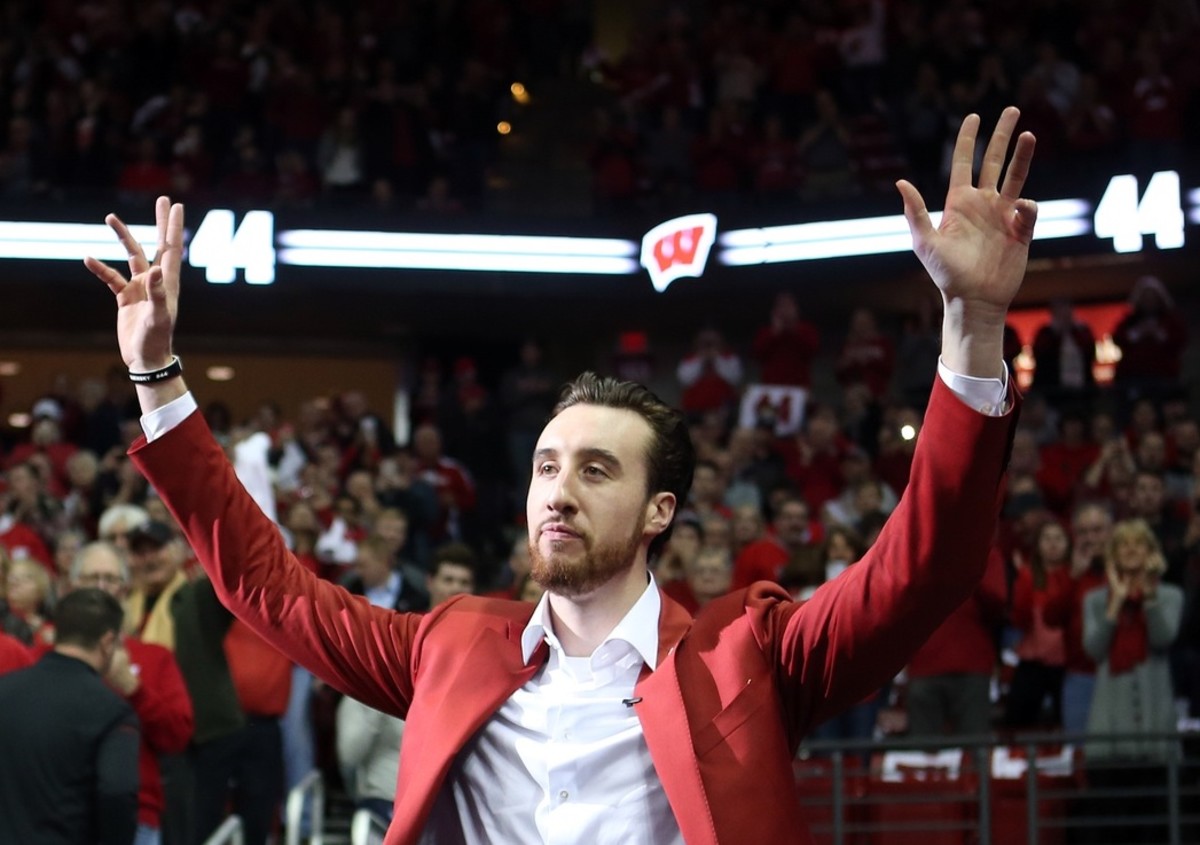 Former Wisconsin forward Frank Kaminsky signs free-agent contract with ...