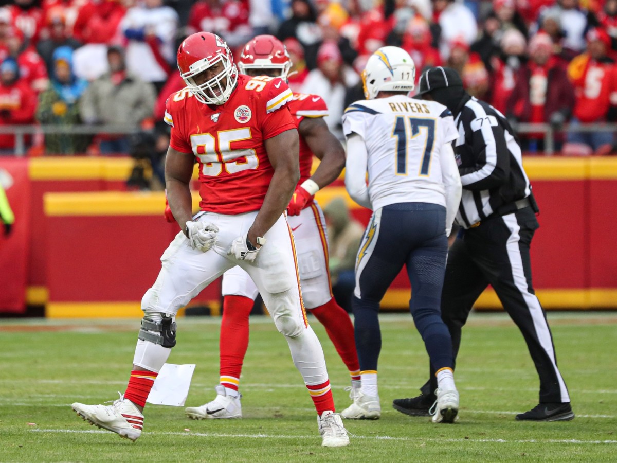 Trading Kansas City Chiefs Star Defensive Tackle Chris Jones Doesn't ...