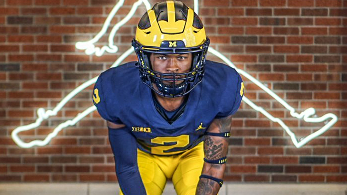 Freshmen Faces: Darrion Green-Warren - Sports Illustrated Michigan ...