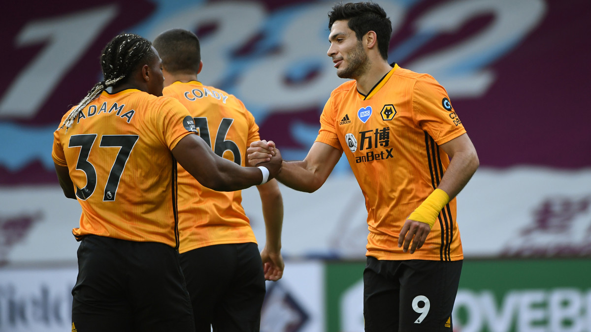Raul Jimenez goal video: Wolves, Mexico star scores great volley ...