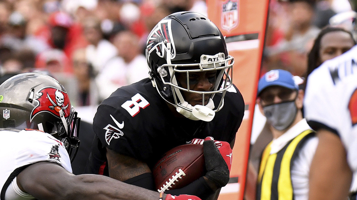 Atlanta Falcons' Rookie Tight End Kyle Pitts Produces Encouraging Signs ...