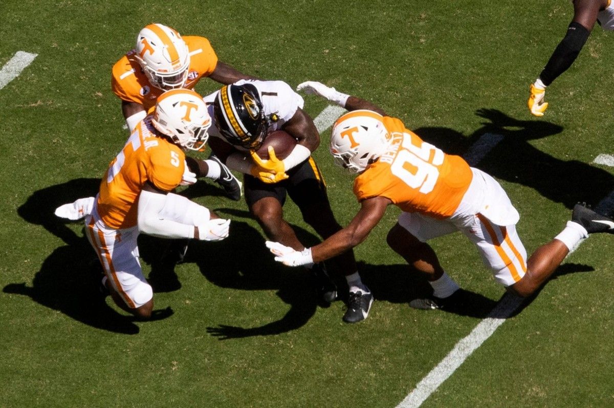 TV, Kickoff Time Announced for Tennessee Volunteers-Missouri Tigers ...