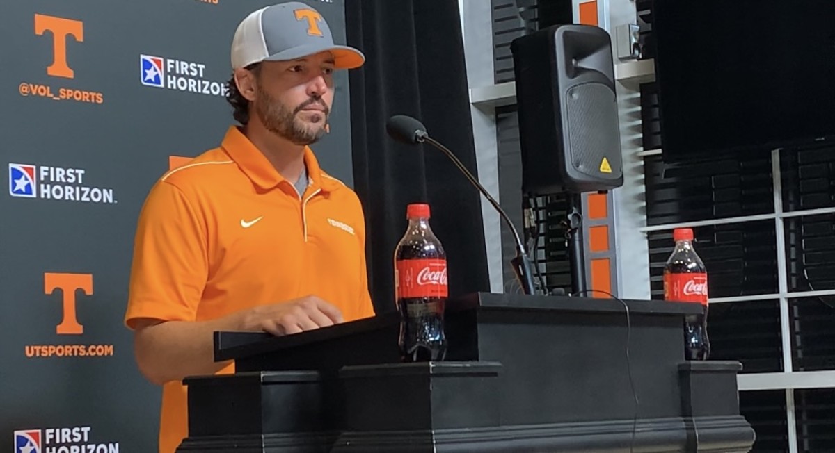 Tony Vitello Talks New-Look Diamond Vols as Fall Ball Gets Rolling ...