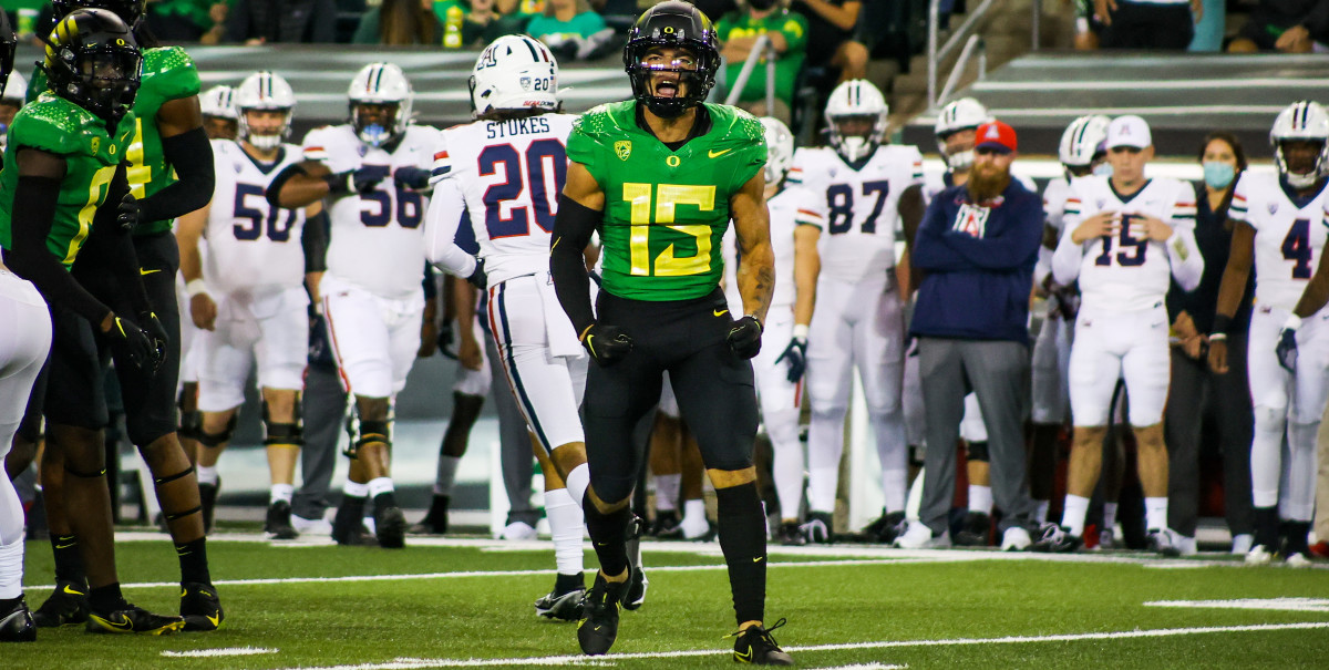 Oregon Ducks Safety Bennett Williams Switching Jersey Number to Honor ...