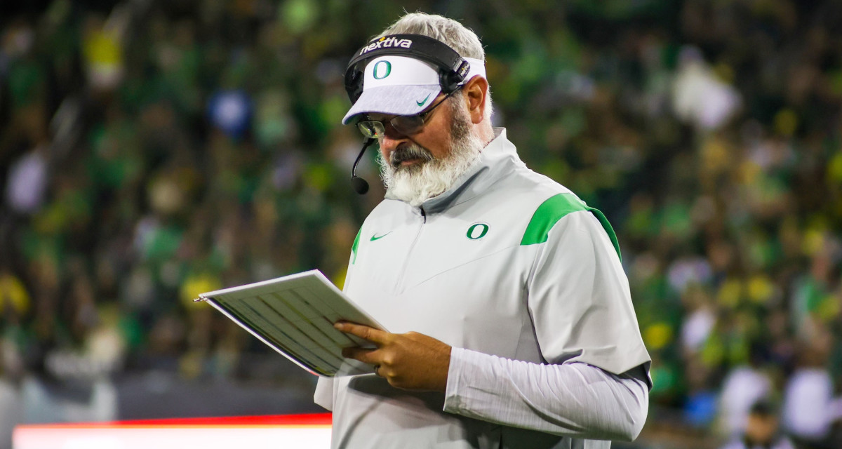 REPORT: Oregon Football Offensive Coordinator Joe Moorhead Emerging as ...