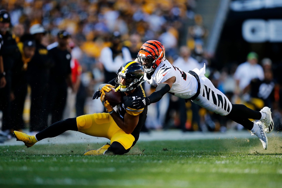 Pittsburgh Steelers Make 2 Roster Moves Ahead of Kickoff vs. Packers ...