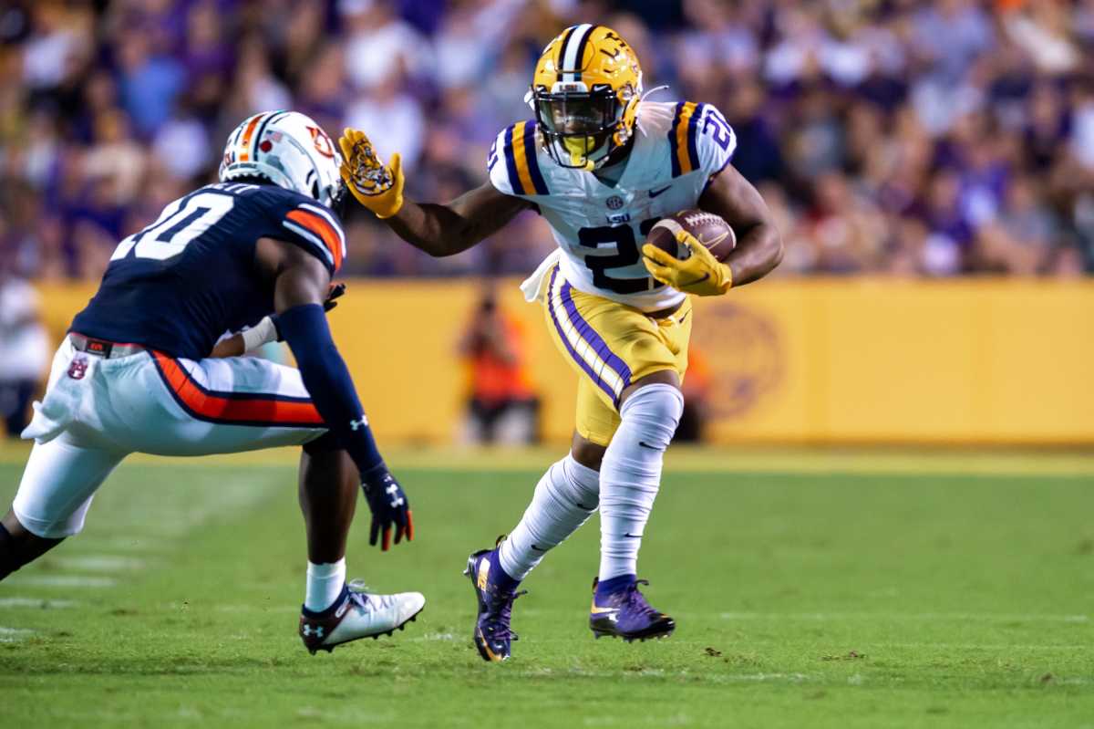 An Early Look at LSU Football's Matchup With Kentucky - Sports ...