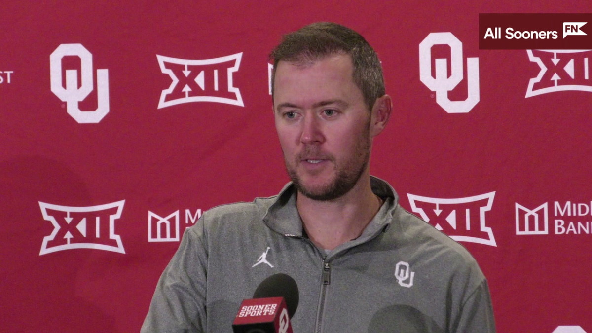 WATCH: Oklahoma HC Lincoln Riley Press Conference - Sports Illustrated ...
