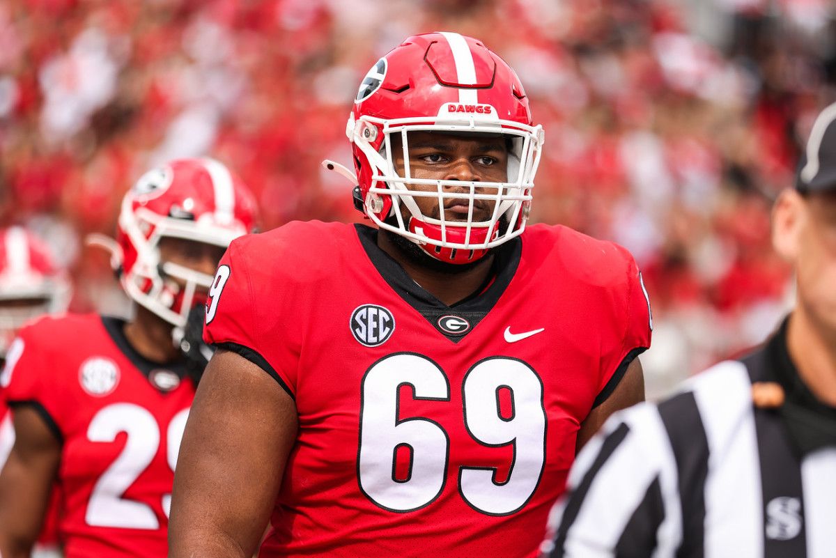 Georgia Football OL Jamaree Salyer “Comfortable” as Swiss Army Knife ...