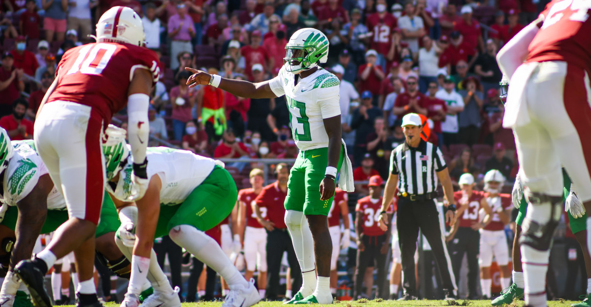 Head Coach Mario Cristobal calls Quarterback Anthony Brown Oregon's ...