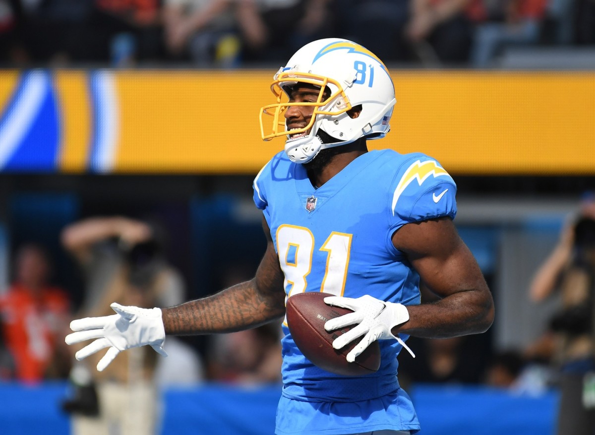 Former Clemson WR Mike Williams Catches Two TD's In Chargers Win Over ...