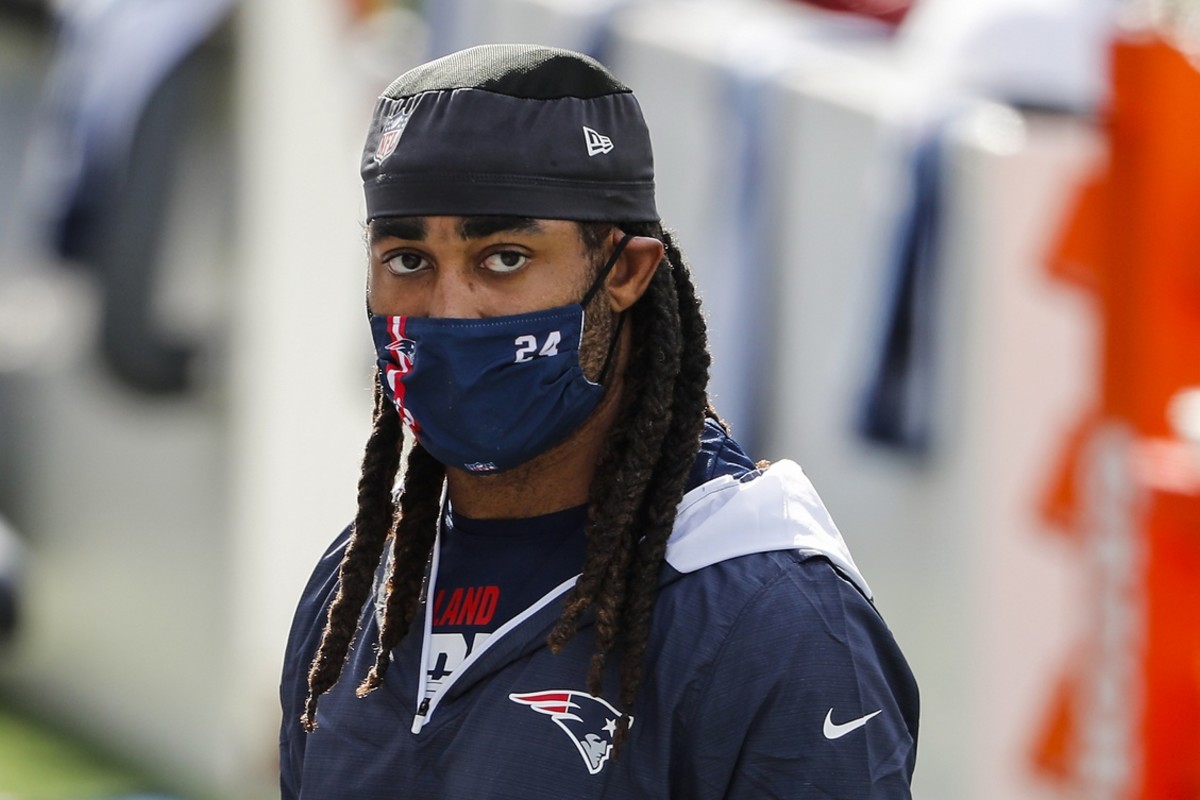 CB Stephon Gilmore Expected to Make Panthers Debut at Giants - Sports ...