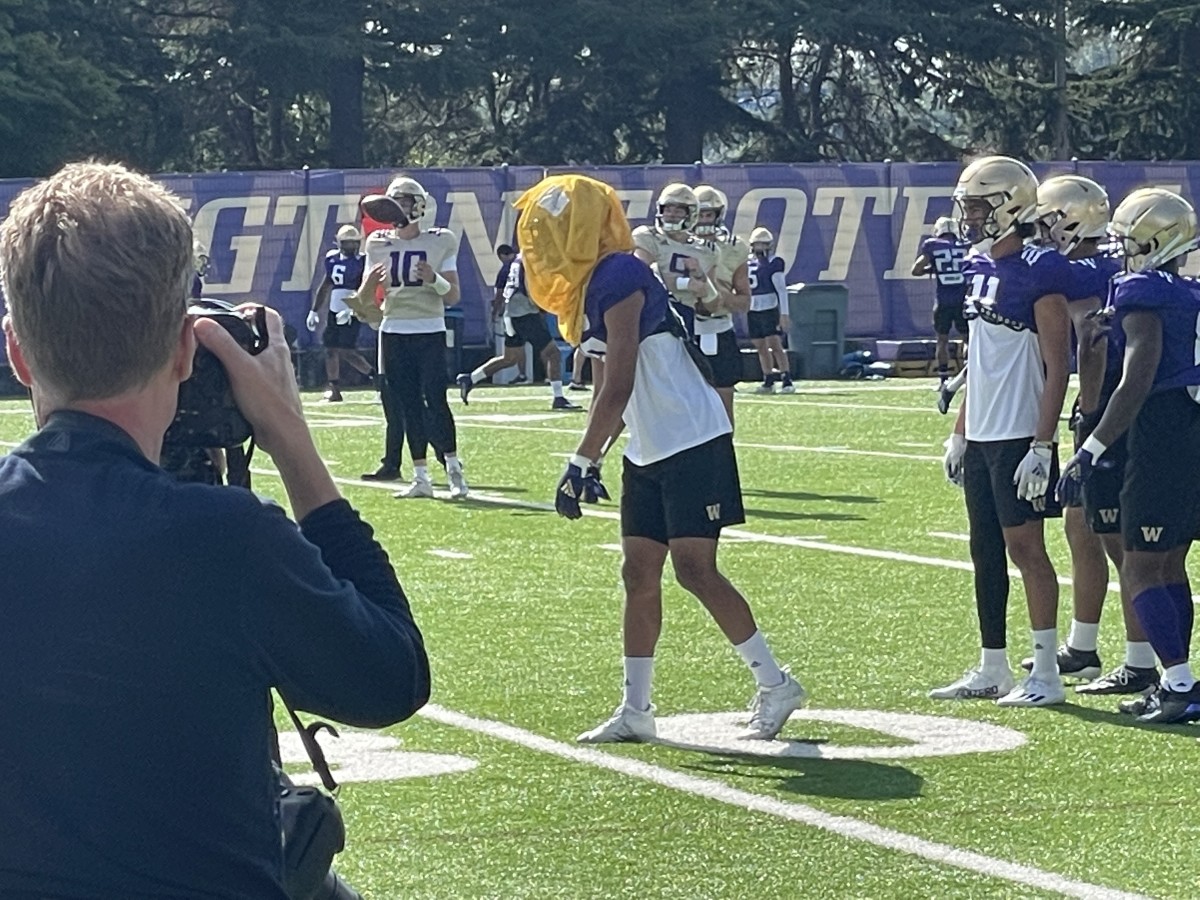 All Is Not Lost for the Huskies If Odunze Has a Hand in Things - Sports ...