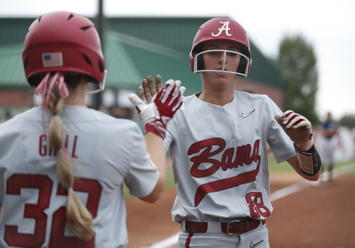 Bats Go Cold in Alabama Softball's 5-1 Loss to LSU - Sports Illustrated ...
