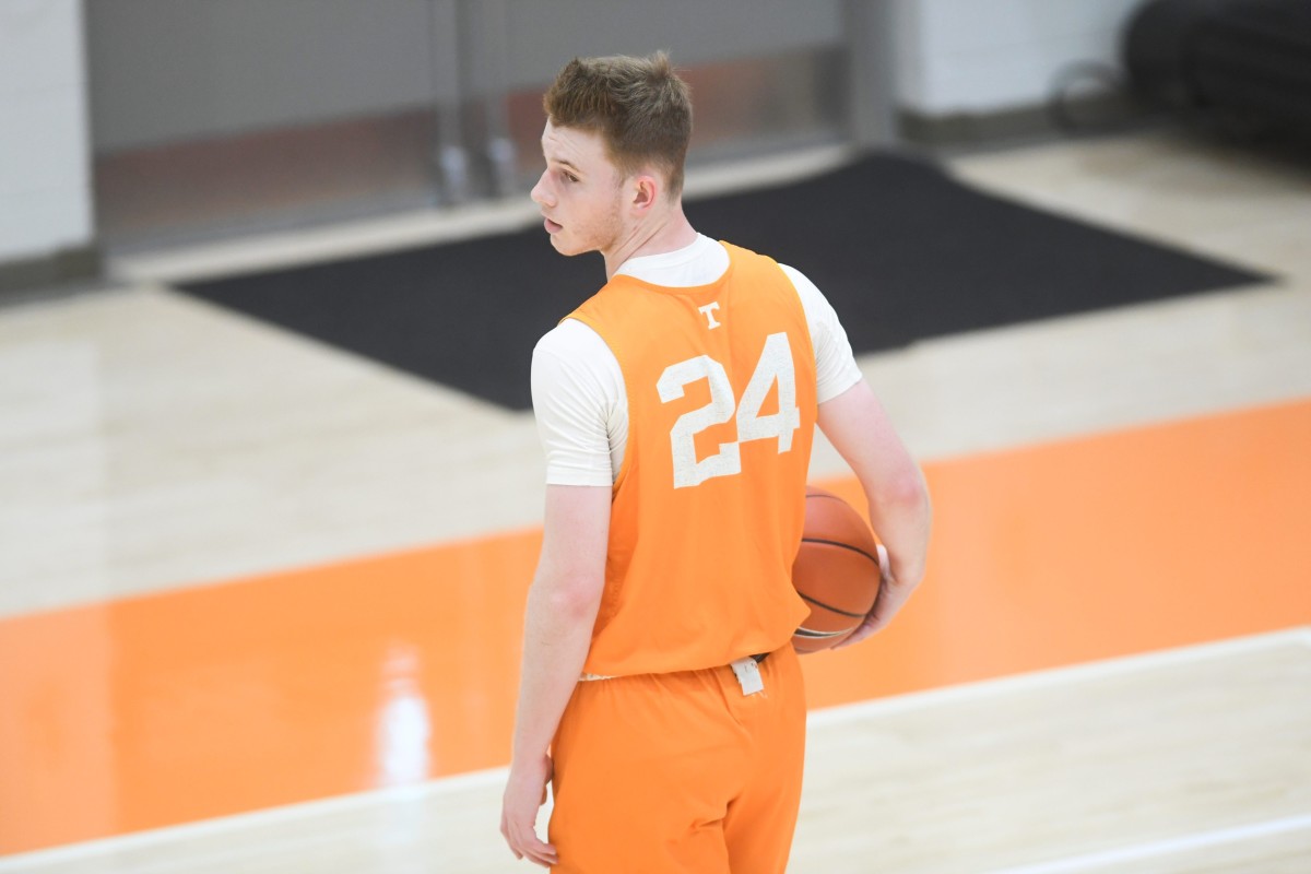 A Look At What SG Justin Powell Brings to Tennessee - Sports ...
